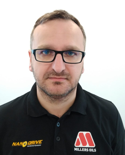 W labiryncie olejów silnikowych | autoEXPERT