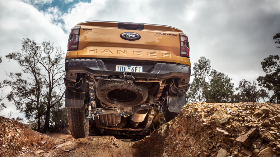 Jak zewnętrzne amortyzatory Rangera poprawiają komfort? | autoEXPERT