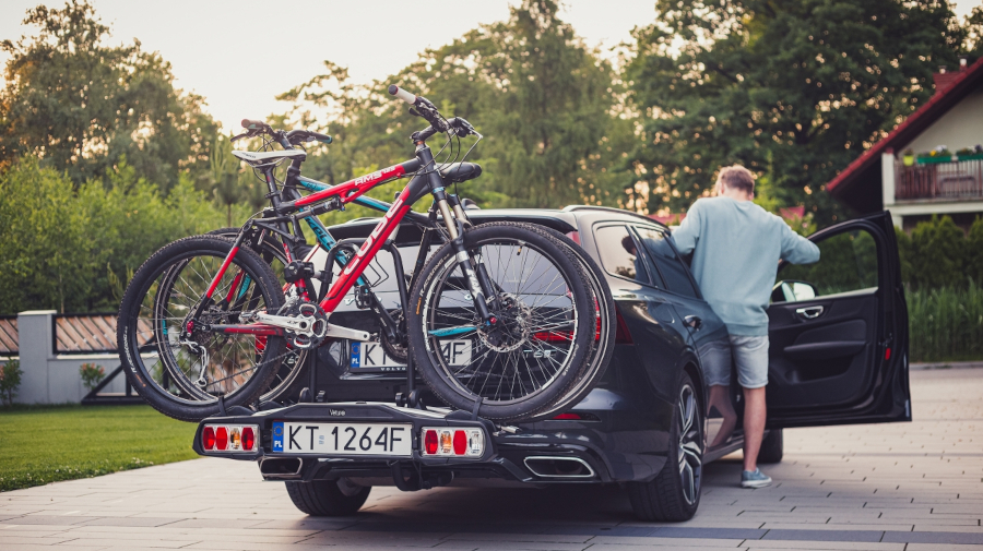 Kiedy potrzebna jest trzecia tablica rejestracyjna | autoEXPERT